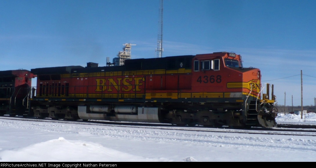 BNSF 4368